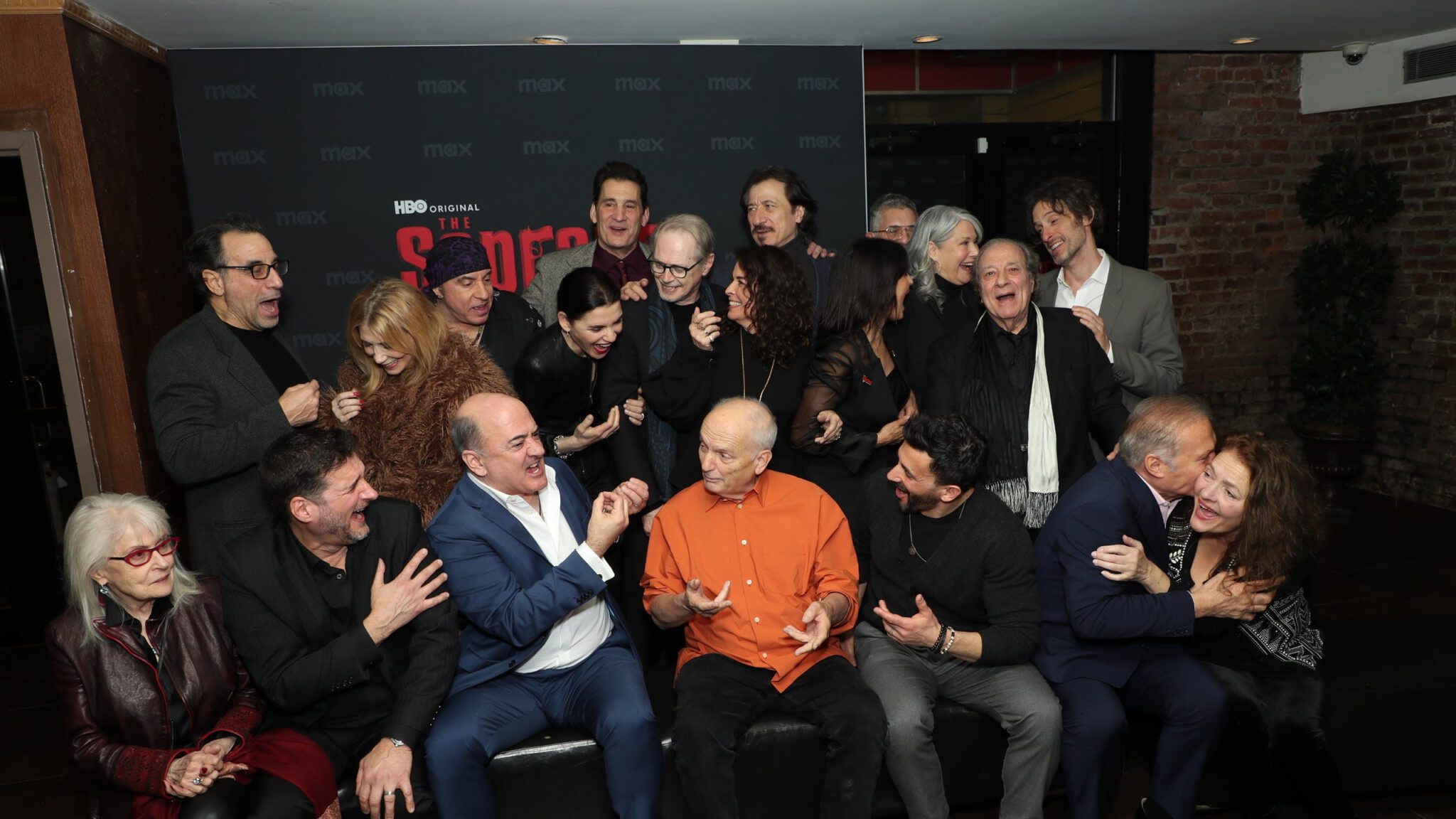 GQ: THE ‘SOPRANOS’ CAST REUNITED IN LITTLE ITALY LAST NIGHT, AND YES ...